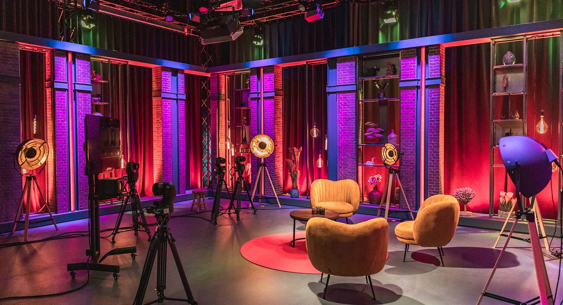 TV Studio Huren? Professionele Studioverhuur (Online) TV